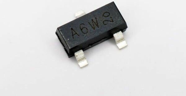 Диод NEXPERIA BAS16-QR импульсный SMD 100В 215мА 4нс SOT23 Ufmax 1,25В Ifsm 4А 1 шт