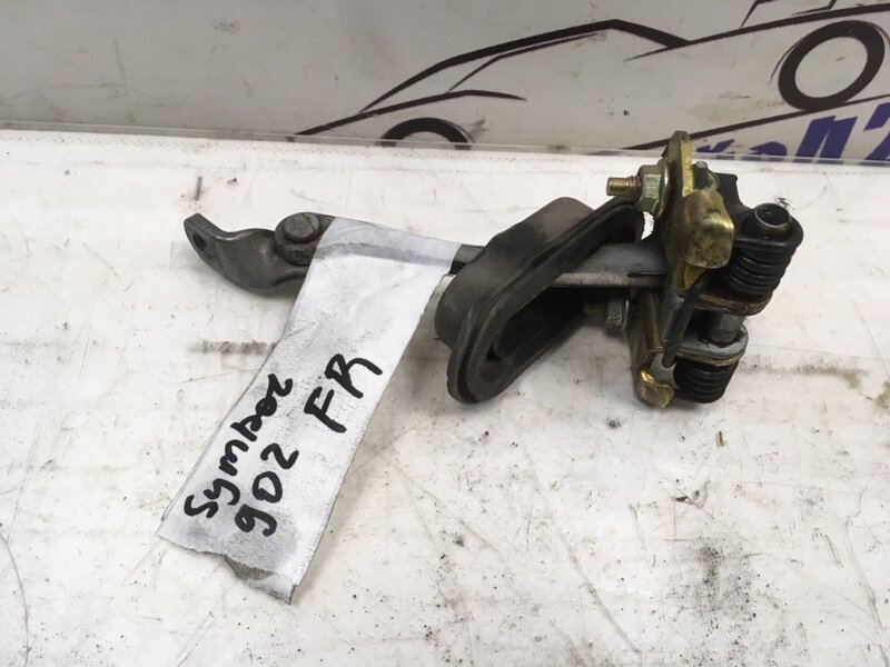 Б/У ограничитель двери Renault Symbol 2005 LB K7J700 Перед. Прав. 27418 RENAULT арт. 7700842857