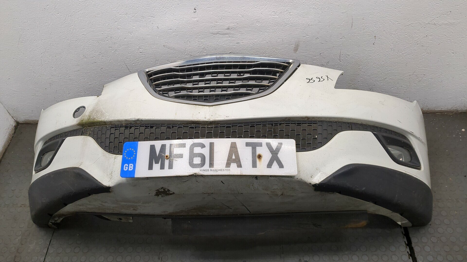 Бампер передний Lancia Delta Б/У
