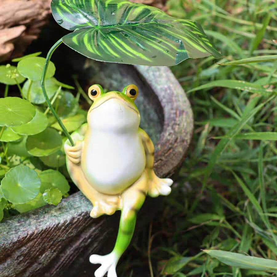 Фигурка садовая