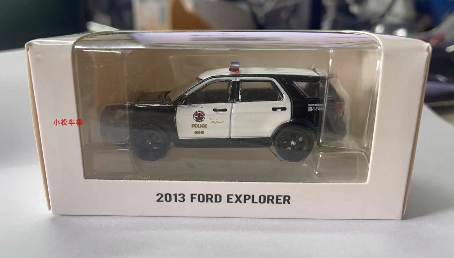 Машинка Greenlight Car model 1/64 2013 Ford Police Ford Explorer Rookie SWAT 31130-c-suv