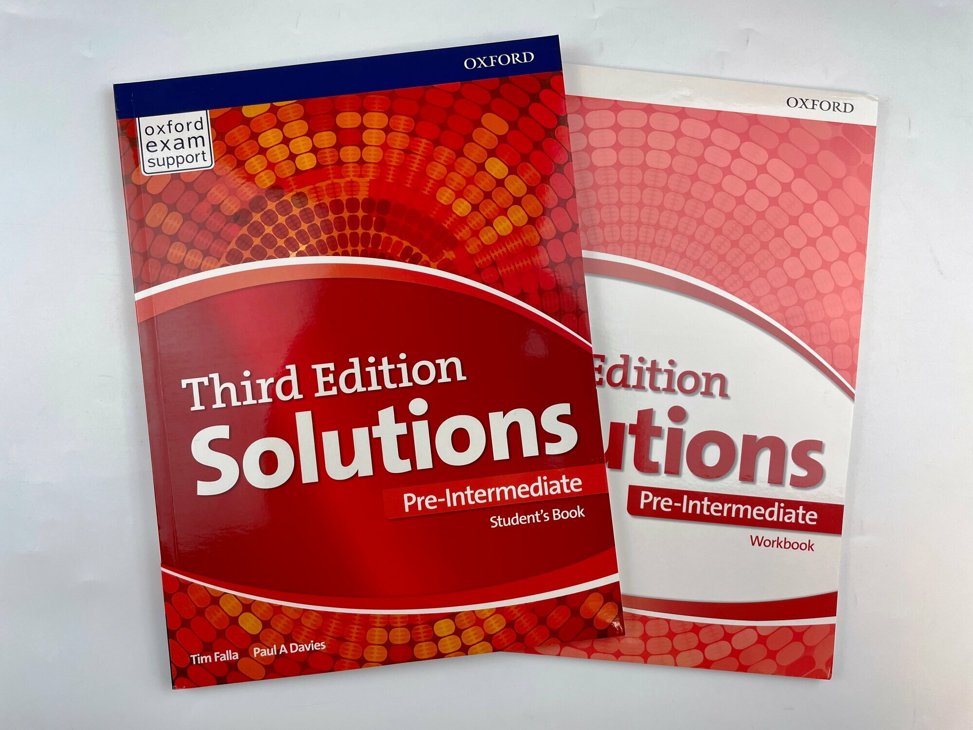 Solutions Pre-Intermediate (3-ed) Student's Book + Workbook — фото 1