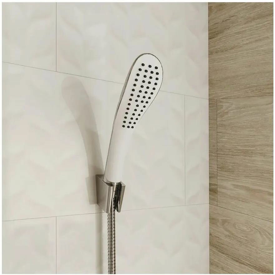 Лейка для душа IDDIS Easy Clean Rain, белая, глянцевая, пластик