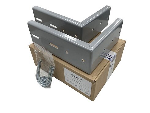 Комплект адаптеров для крепления опор «Заря-ОК-18» / «Заря-ОК-У» к элементам ограждения и строительным конструкциям.