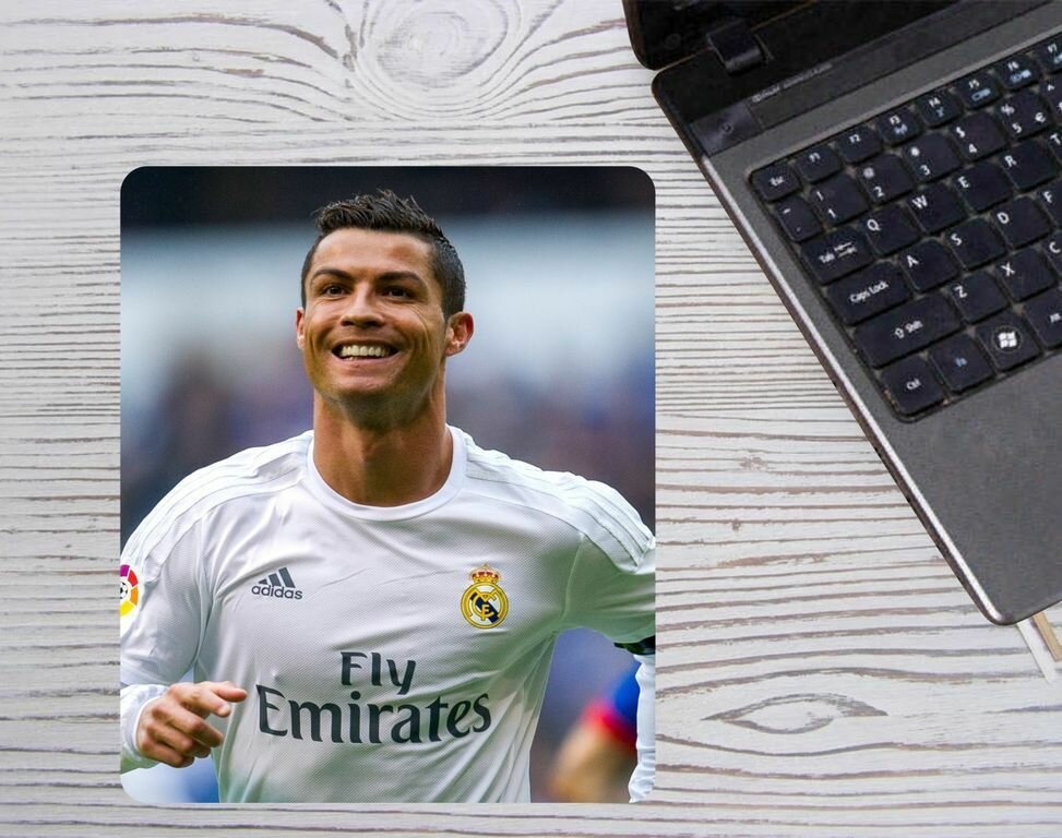 Коврик для мышки игровой 36 на 29 см GOODbrelok Криштиану Роналду, Cristiano Ronaldo №9