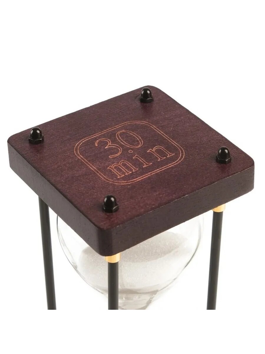 Стильные песочные часы с белым песком