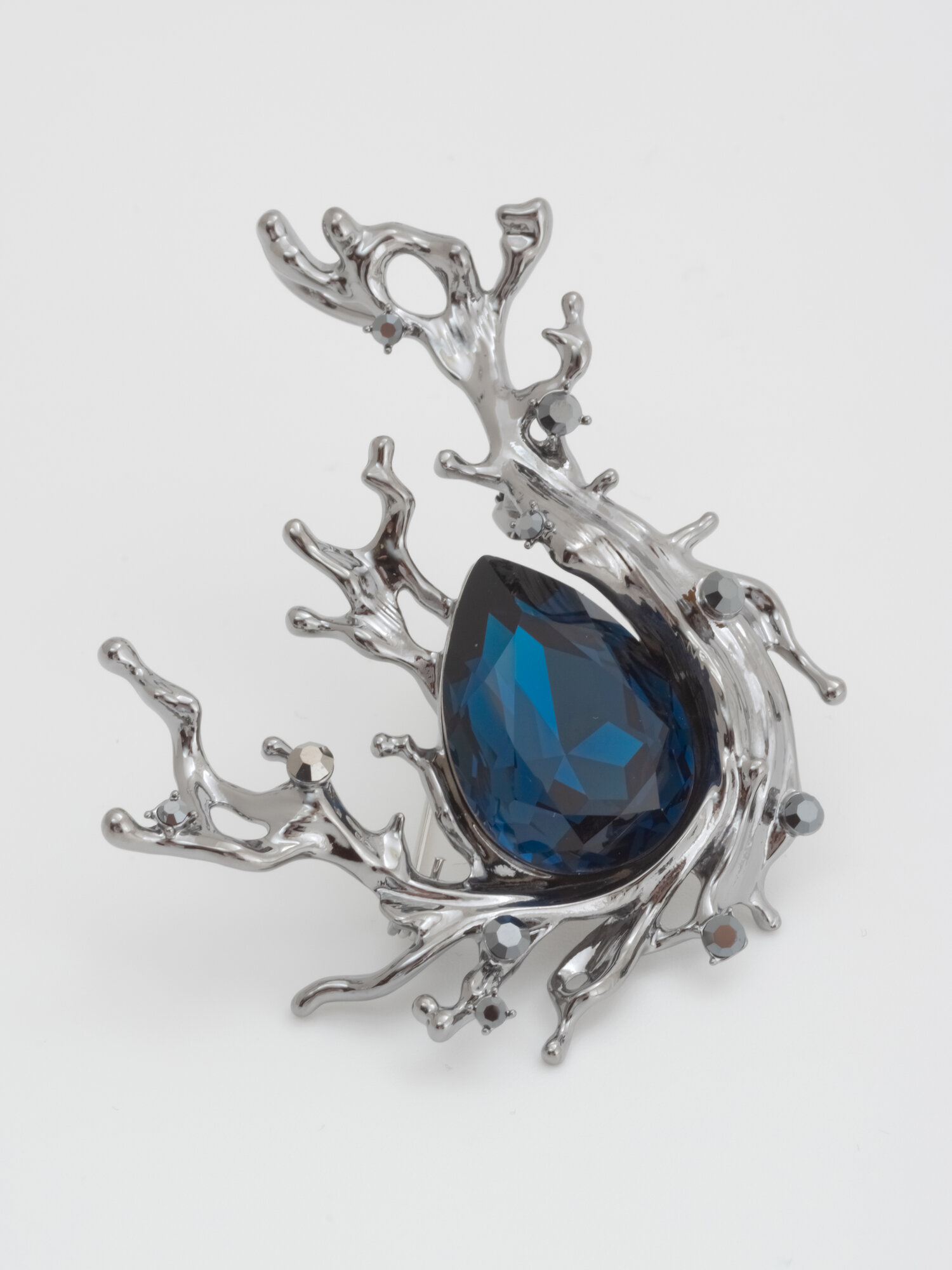 Брошь, кристалл