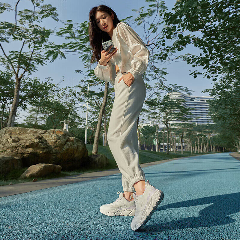 Кроссовки Zhuiyun