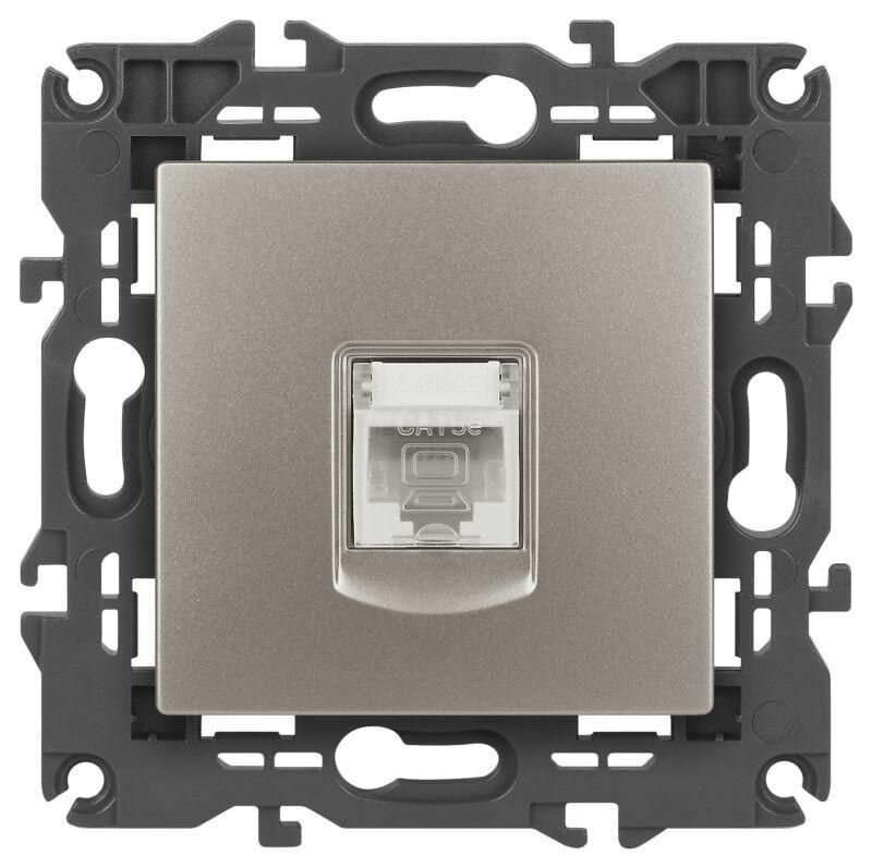 Розетка компьютерная Elegance 14-3107-16 RJ45 титан Эра Б0065764