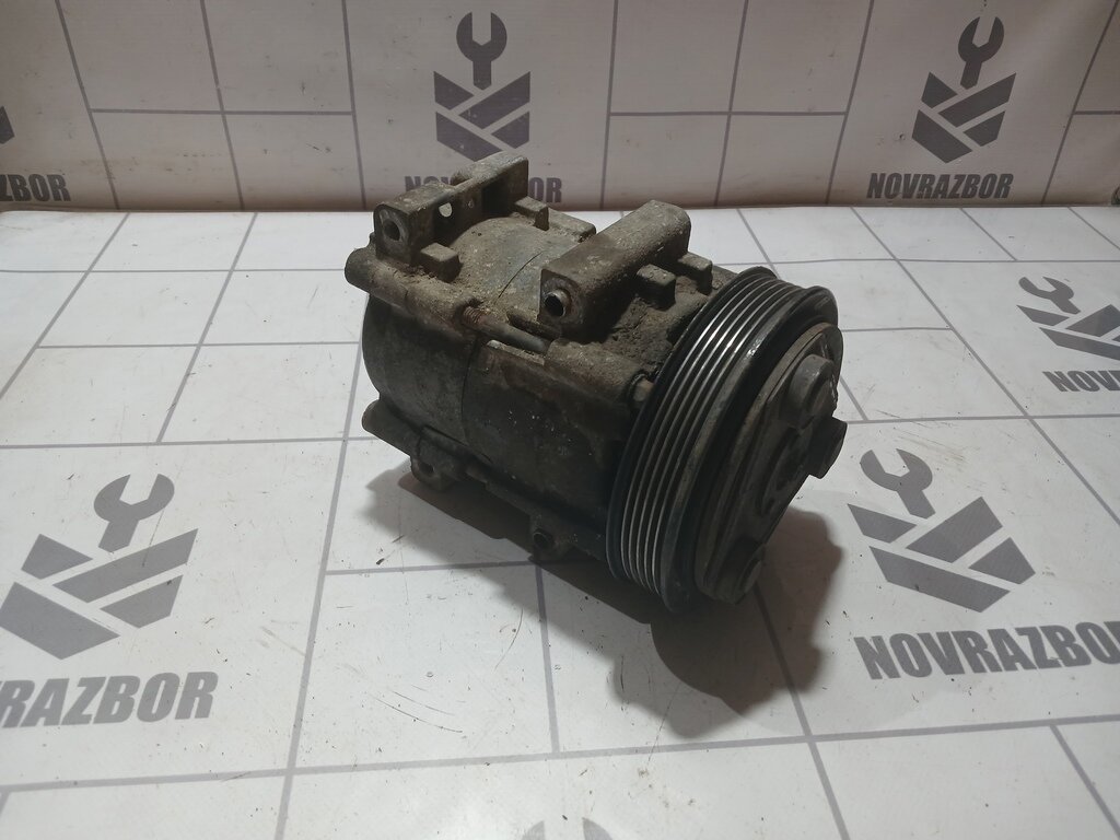Компрессор кондиционера Ford Focus 1 1998-2004
