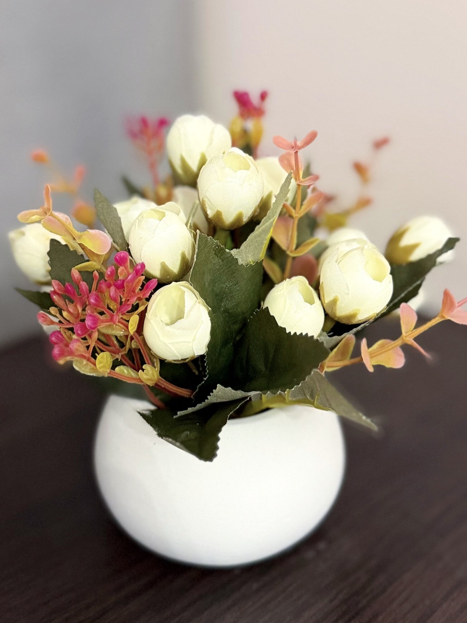 Искусственные цветы для декора / Декоративные растения кашпо / Цветочная композиция для интерьера на стол