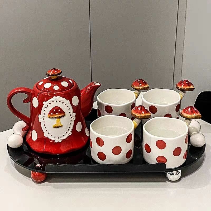 Сервиз чайный с чайником