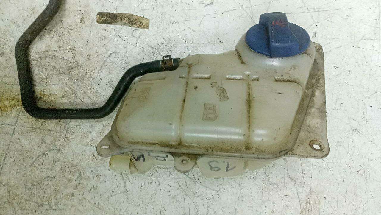 Бачок расширительный Volkswagen Passat B5 рест. (2000 - 2005) 8D0121403L