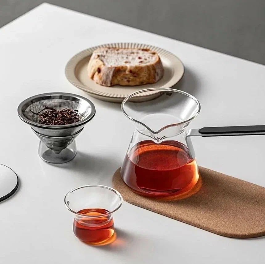 Стеклянный электрический чайник 300 мл, transparentСтеклянный электрический чайник 300 мл, transparent