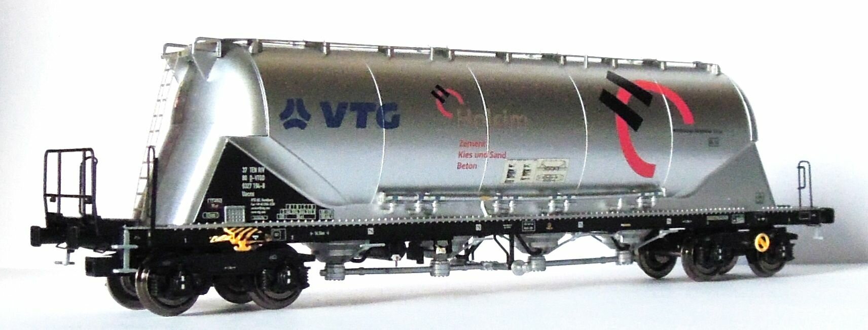 503605 NME Вагон-хоппер Uacns VTG "Holcim" Ep.VI H0 1/87 16,5мм