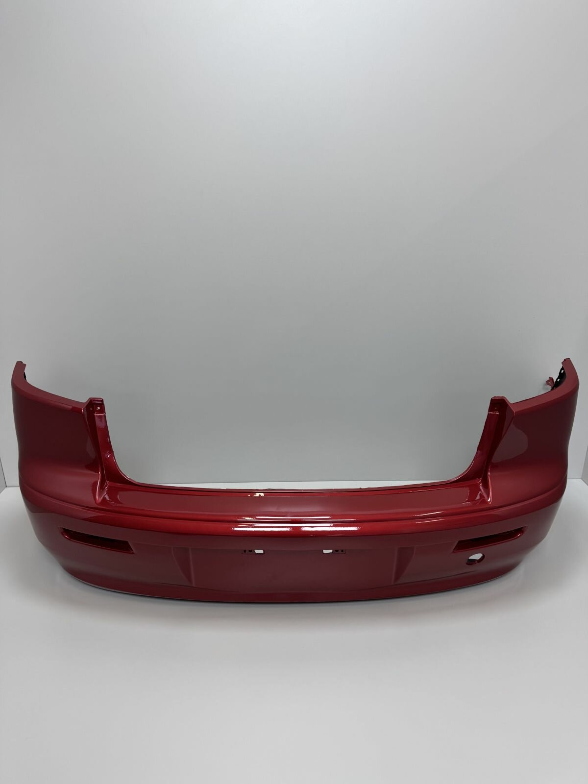 Бампер задний в цвет для Митсубиси Лансер 10 Mitsubishi Lancer 10 2007 - 2015 P26 - красный