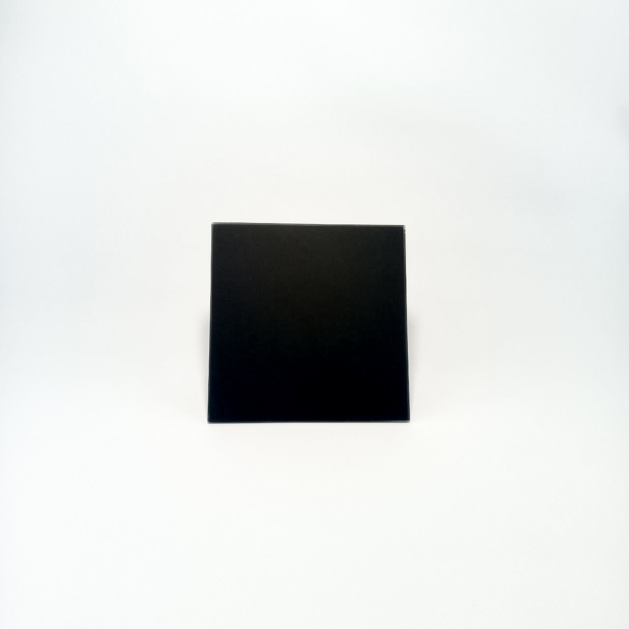 Анемостат-диффузор дизайнерский DN 100 квадрат черный (RAL9005) глянец