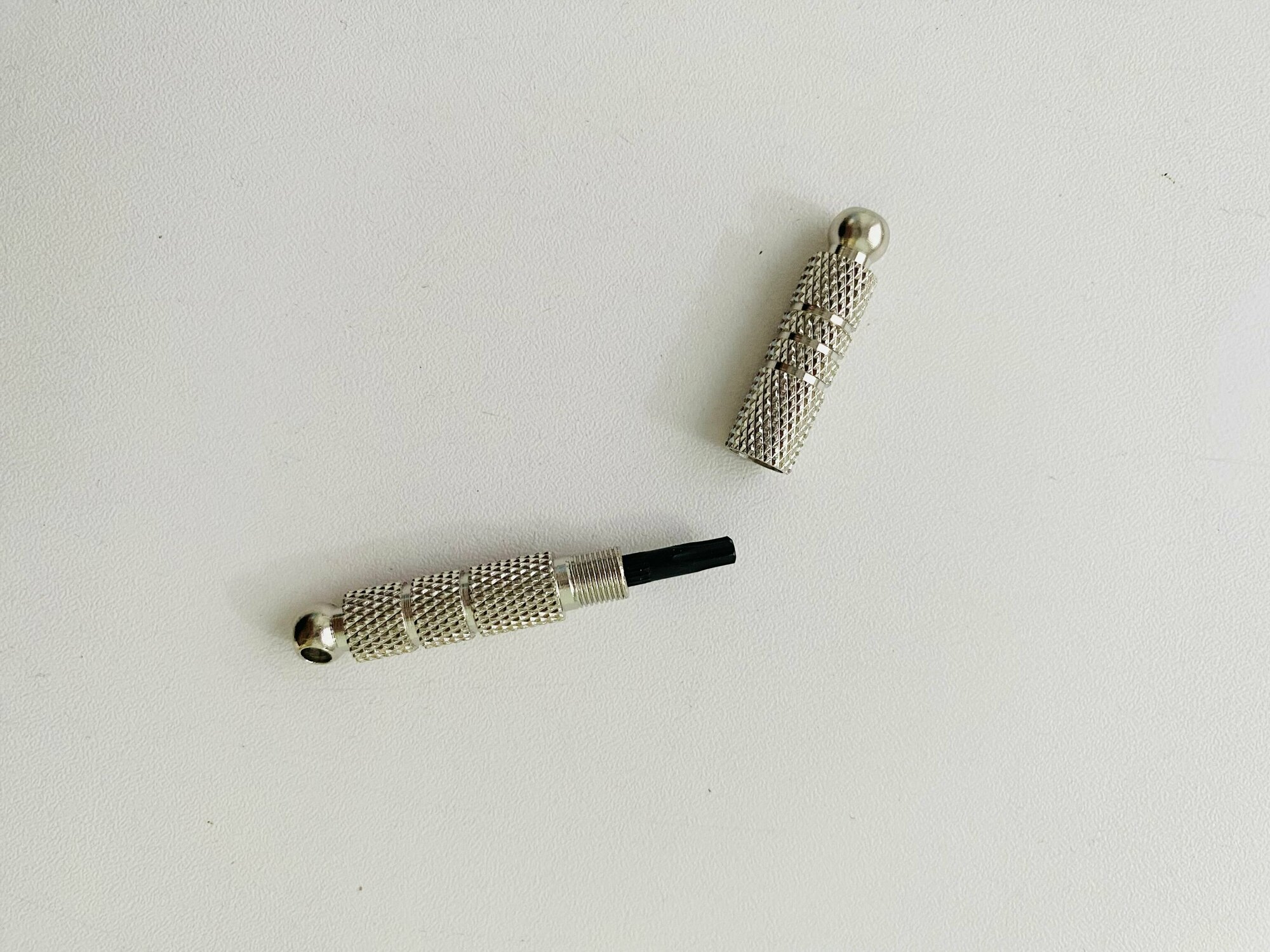 Ключ для крепления навигатора Garmin Montana 700