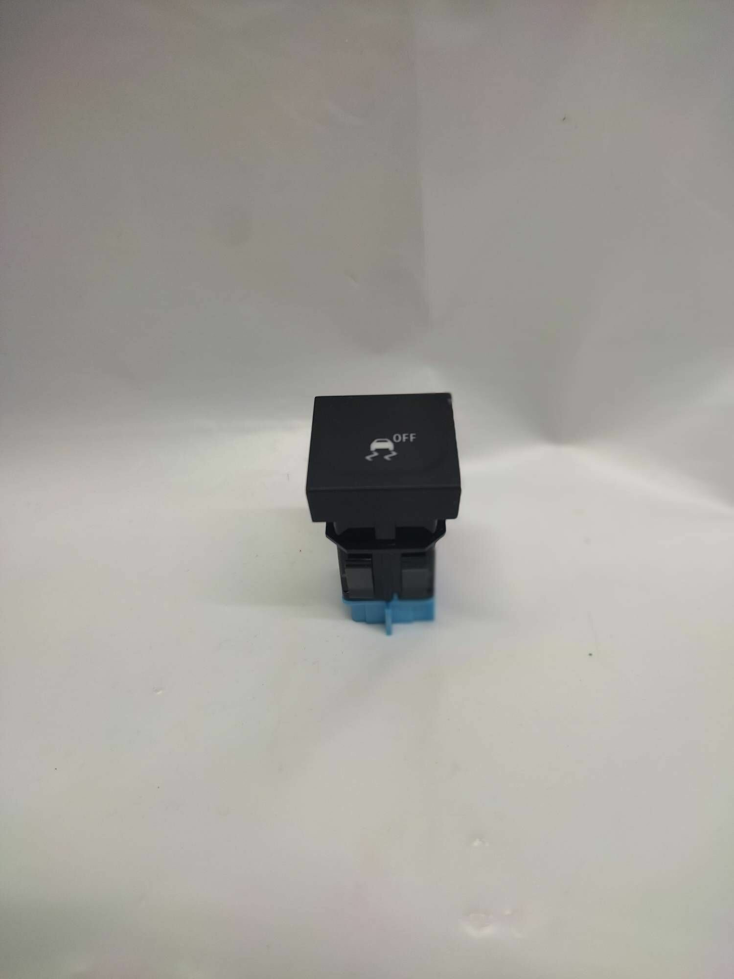 Выключаталь ESP RENAULT 251455844R Duster II Arkana