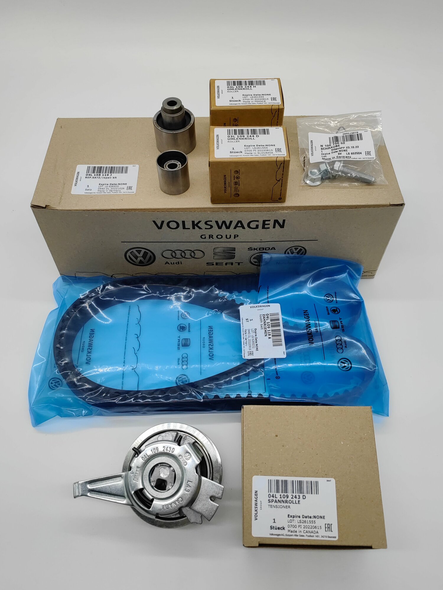 VAG Ремкомплект грм VAG арт. 04l198119J