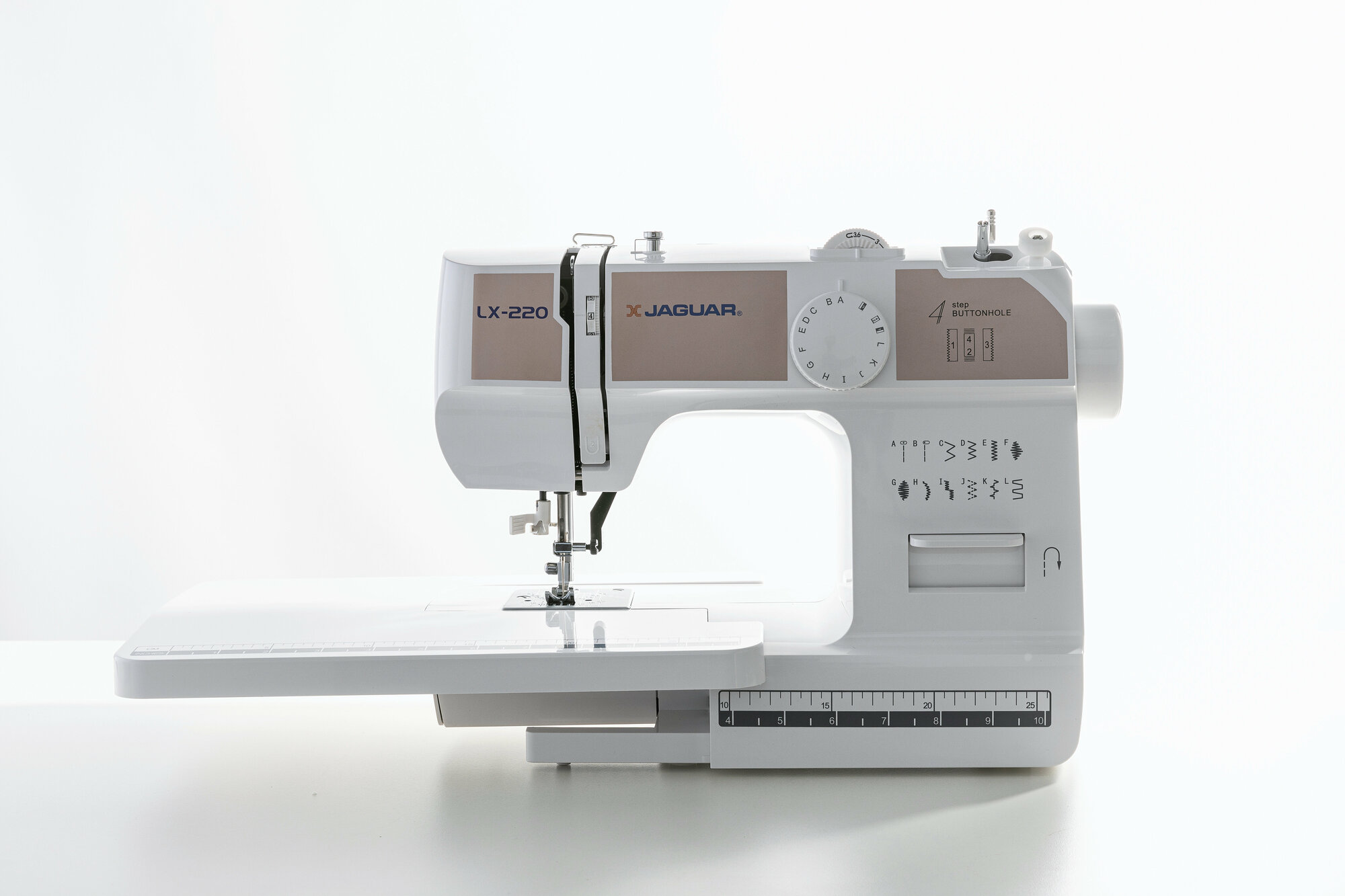 Швейная машина JAGUAR LX-220