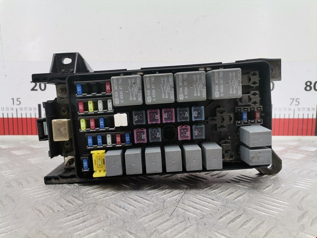 Блок реле Kia Sorento 1 (BL) 911603E070 арт. 2030328