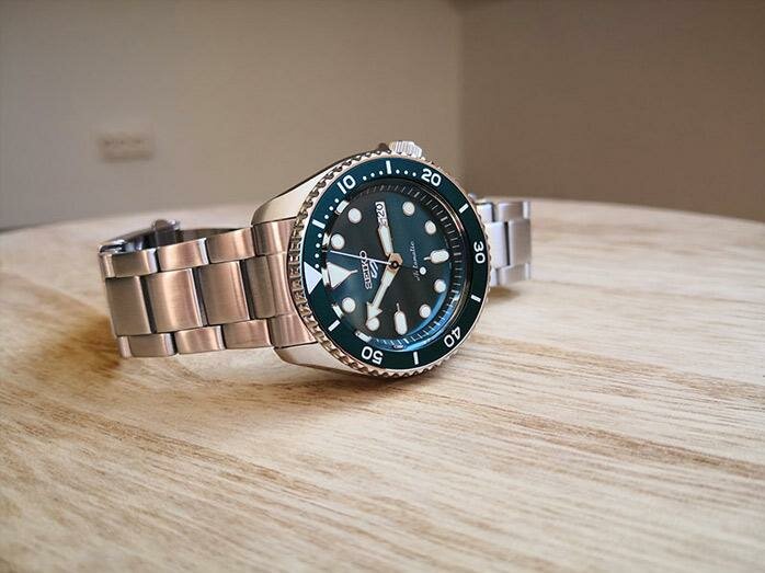 Наручные часы SEIKO 5 Sports, зеленый — фото 1