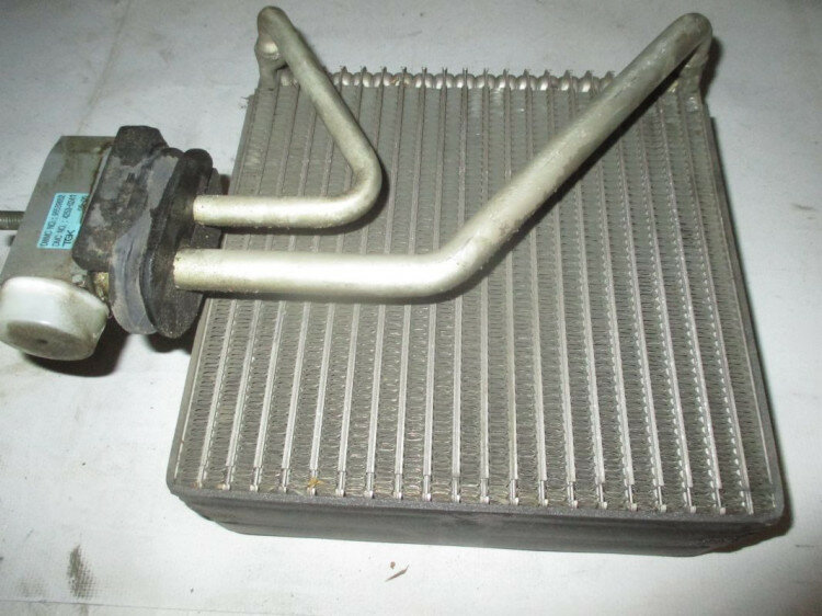 Радиатор испаритель кондиционера 96539652 96539646 4253-0241 Шевроле Авео Т200-250-255 на Все