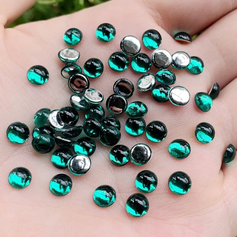 Стразы акриловые изумрудные 12mm 40шт
