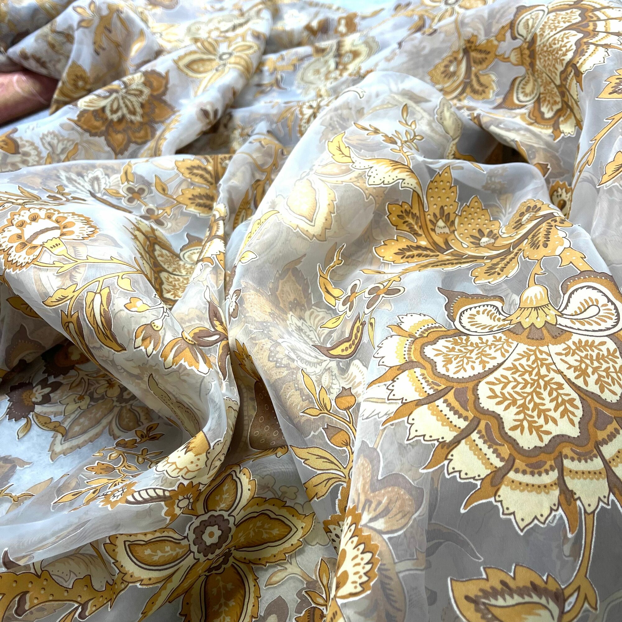 Ткань Органза. Высота 280см. Турция. На отрез.