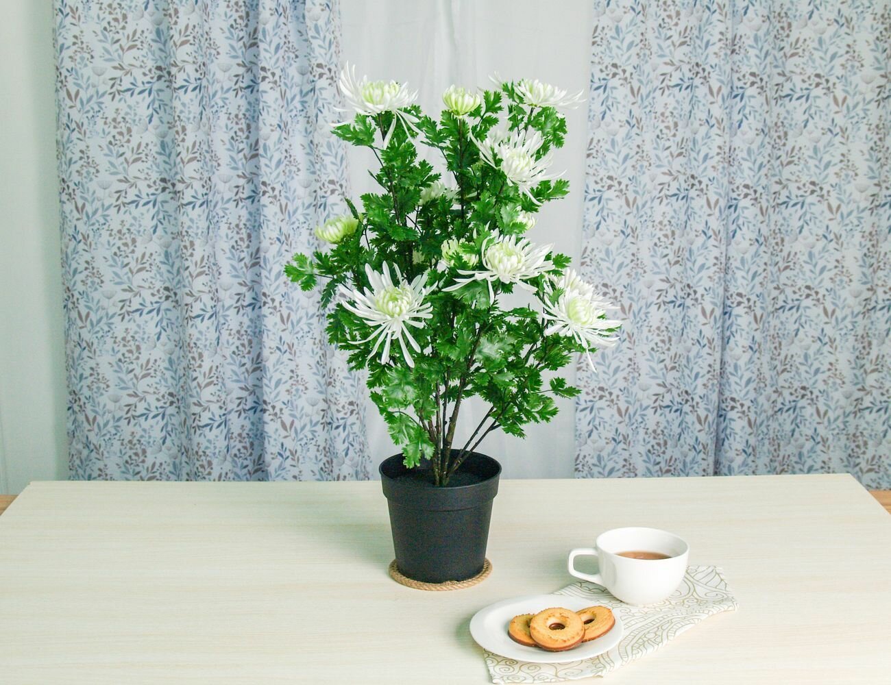 Искусственные цветы в горшке белые хризантемы, 60 см, Summer Deco 5010087