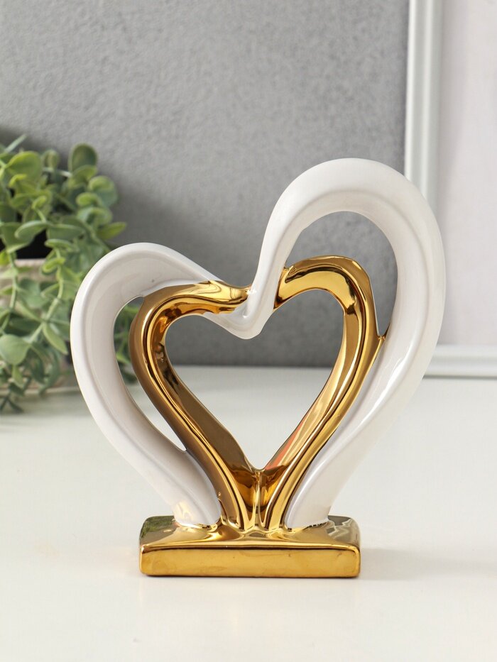 Фигурка керамика «Сплетённые сердца», белый с золотом, 5.5×17.5×19.5 см