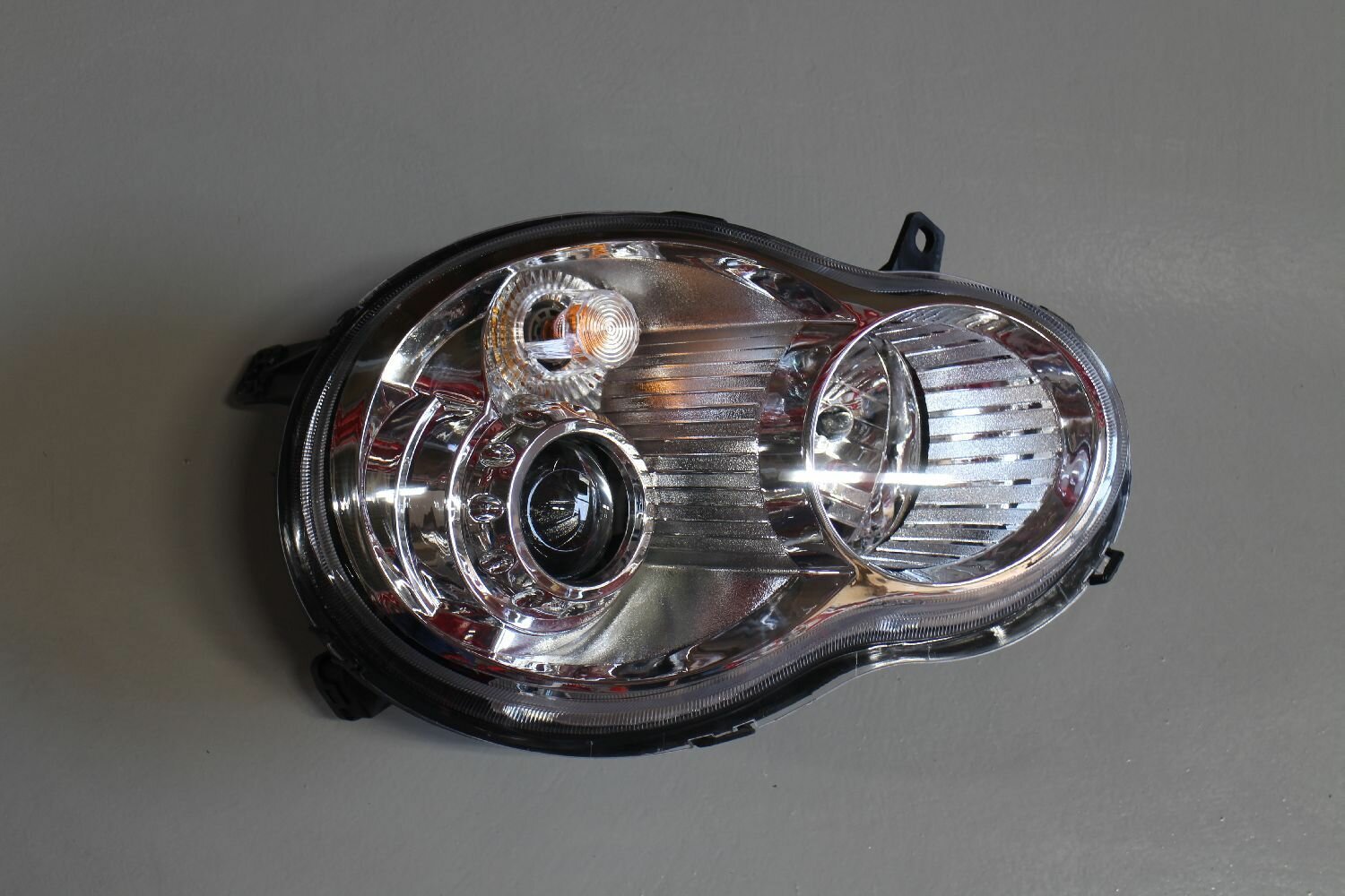 Фара передняя правая SMILY с корректором (F4121200C1)