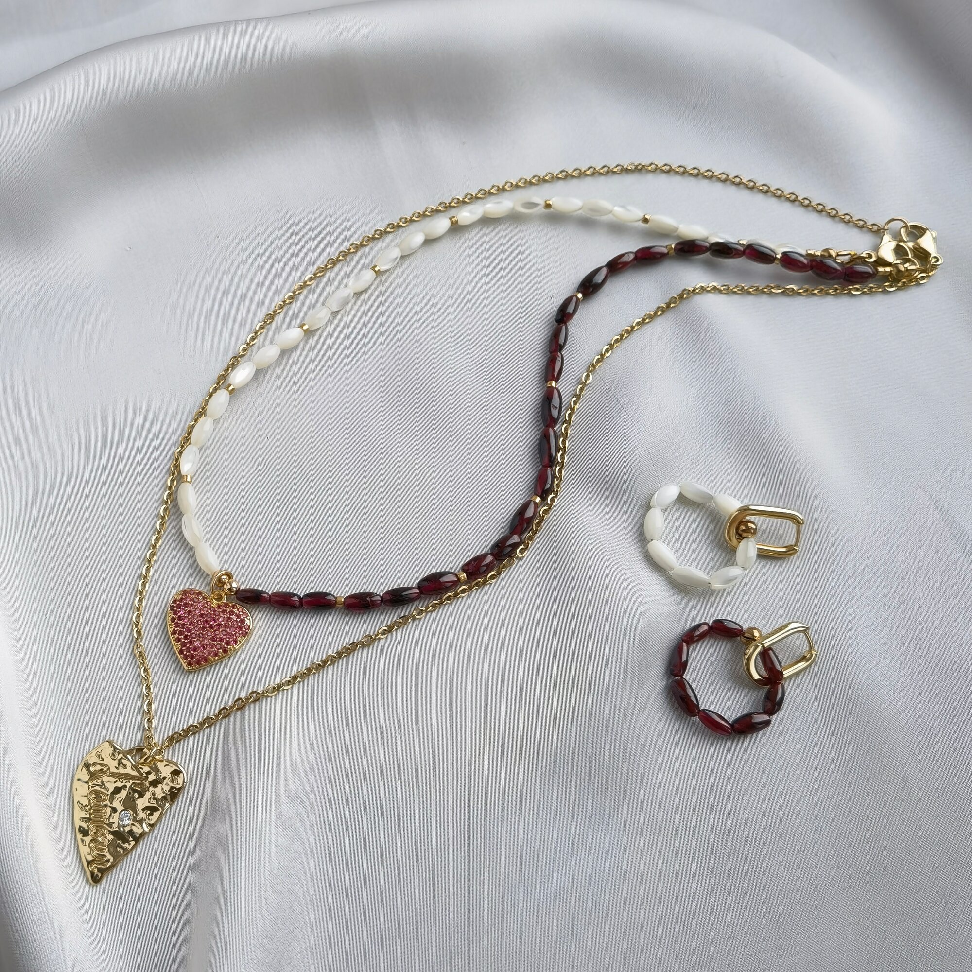 Комплект бижутерии: подвеска, колье, серьги, цепь, гранат, перламутр