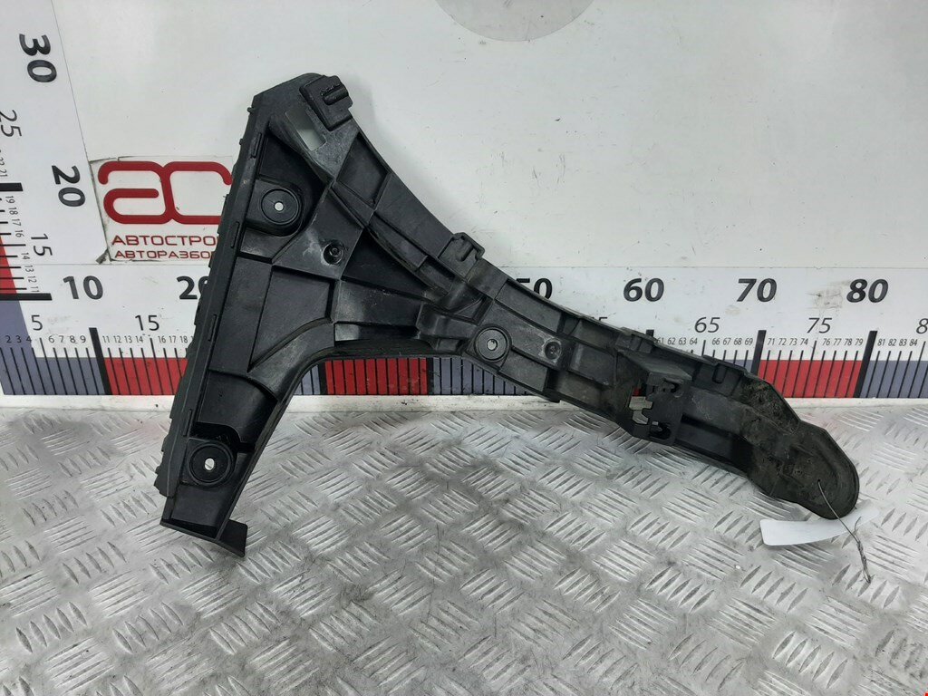 Кронштейн (крепление) заднего бампера левый Audi Q3 8U 8U0807453A арт. 1724327