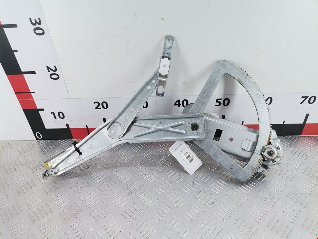 Стеклоподъемник механический двери передней левой Opel Meriva A 13222285 арт. 1661625