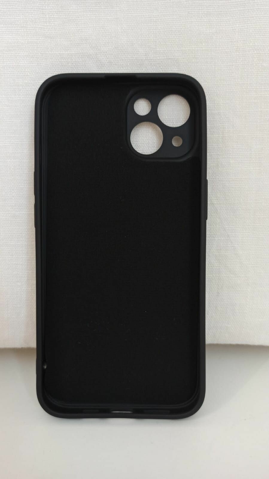 Чехол-накладка для iPhone 13, силикон, противоударный, чёрный — фото 1