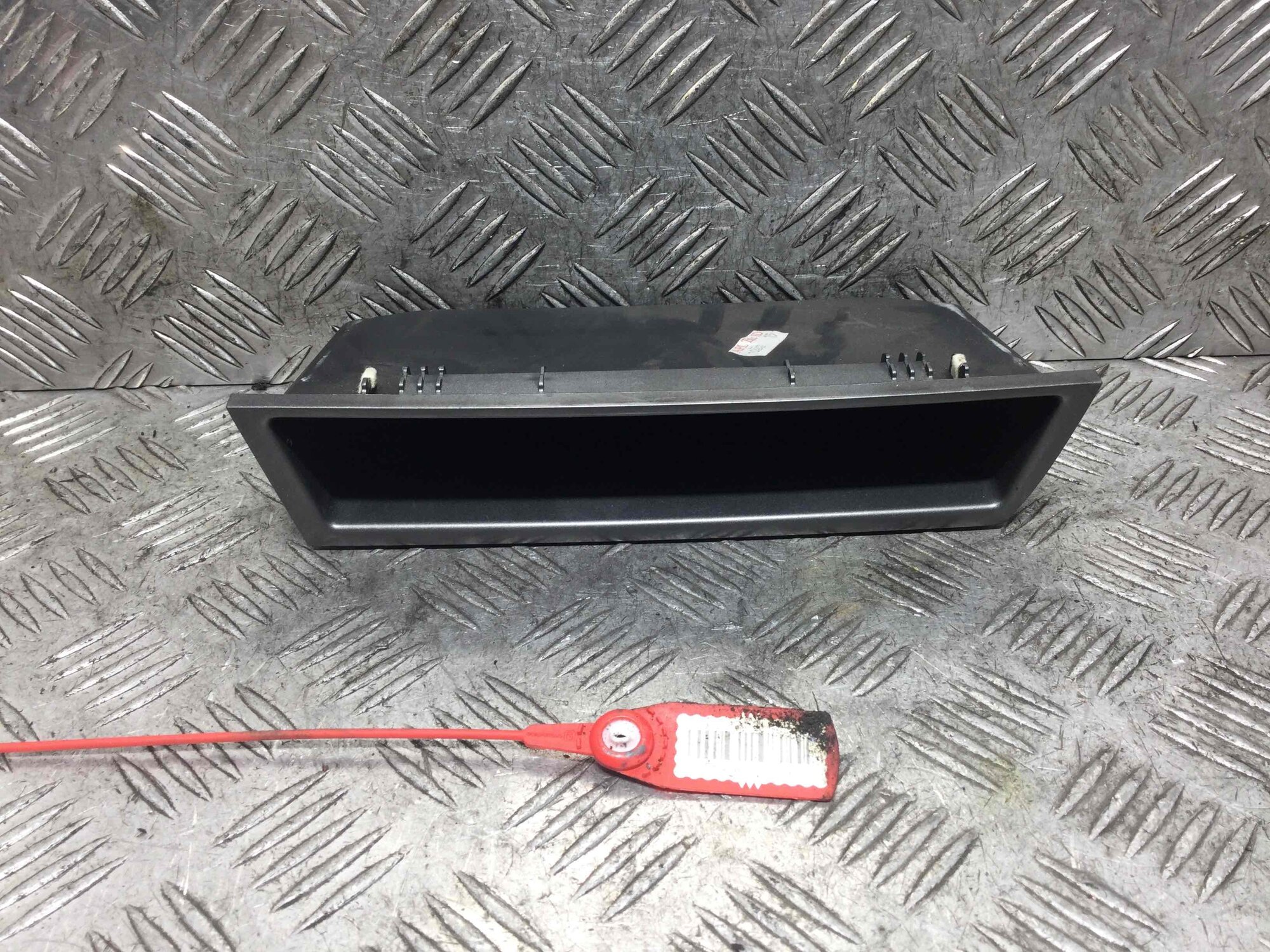 Б/У Бардачок Opel Vectra C (2002-2005) 2003 г.