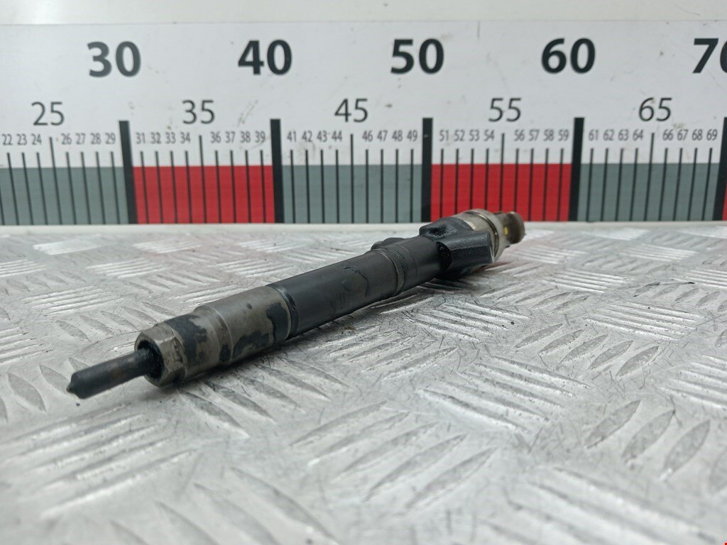 Форсунка дизельная электрическая Toyota Auris 1 (E150) 2367009280 арт. 2048982