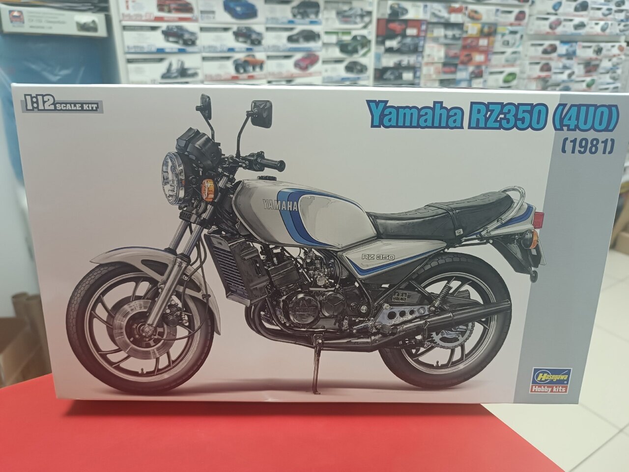 Сборная модель Hasegawa 1:12 21515 Мотоцикл YAMAHA RZ350 (4U0) (1981)