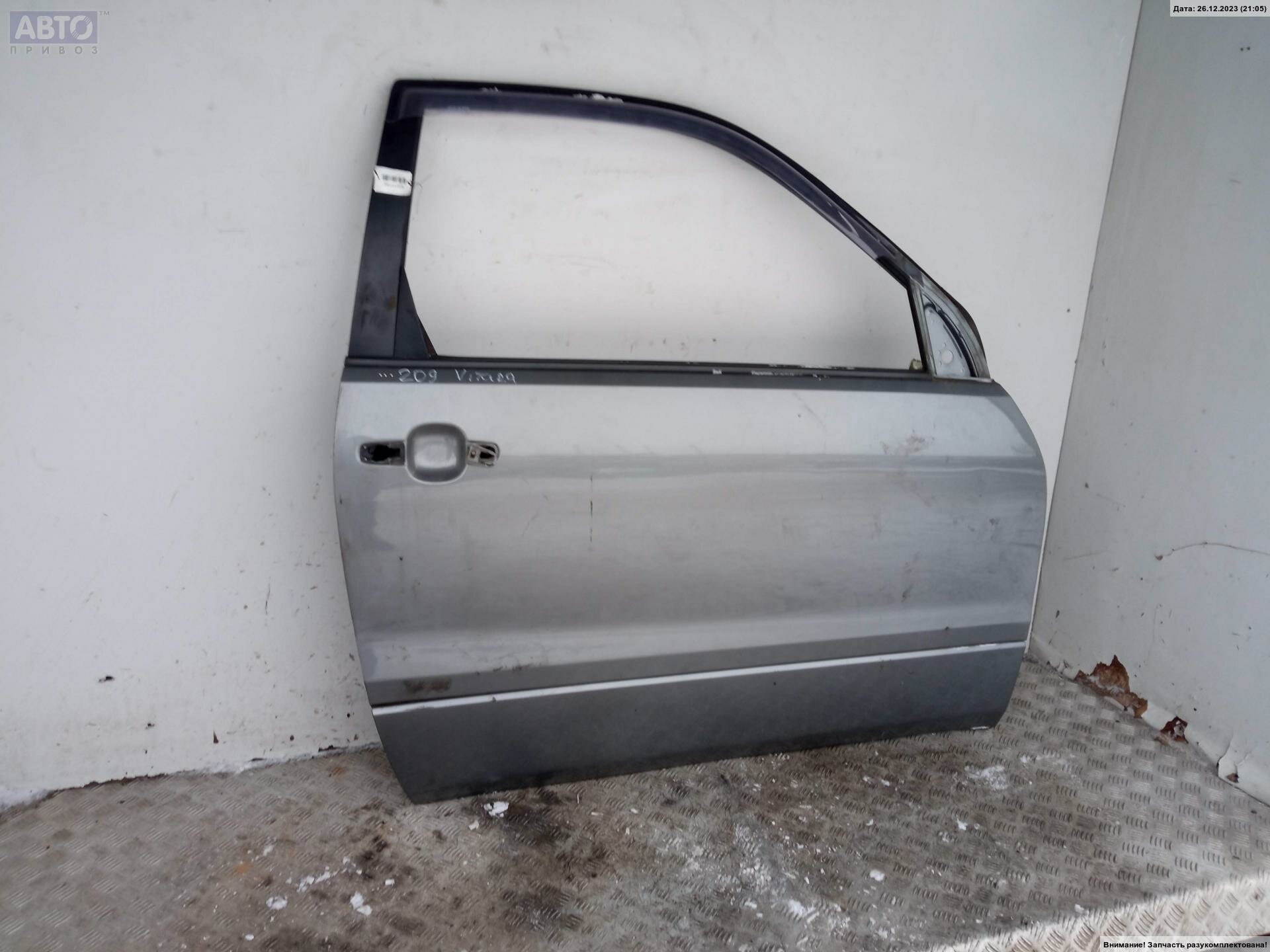 Дверь боковая передняя правая Suzuki Grand Vitara (2005-2015)