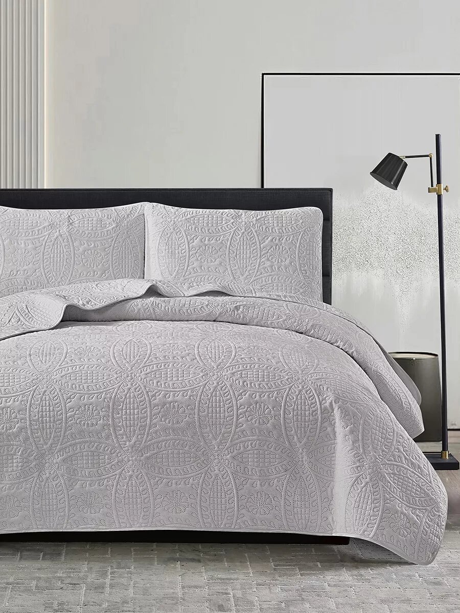 Покрывало на кровать 220х240 велюровое Casablanca