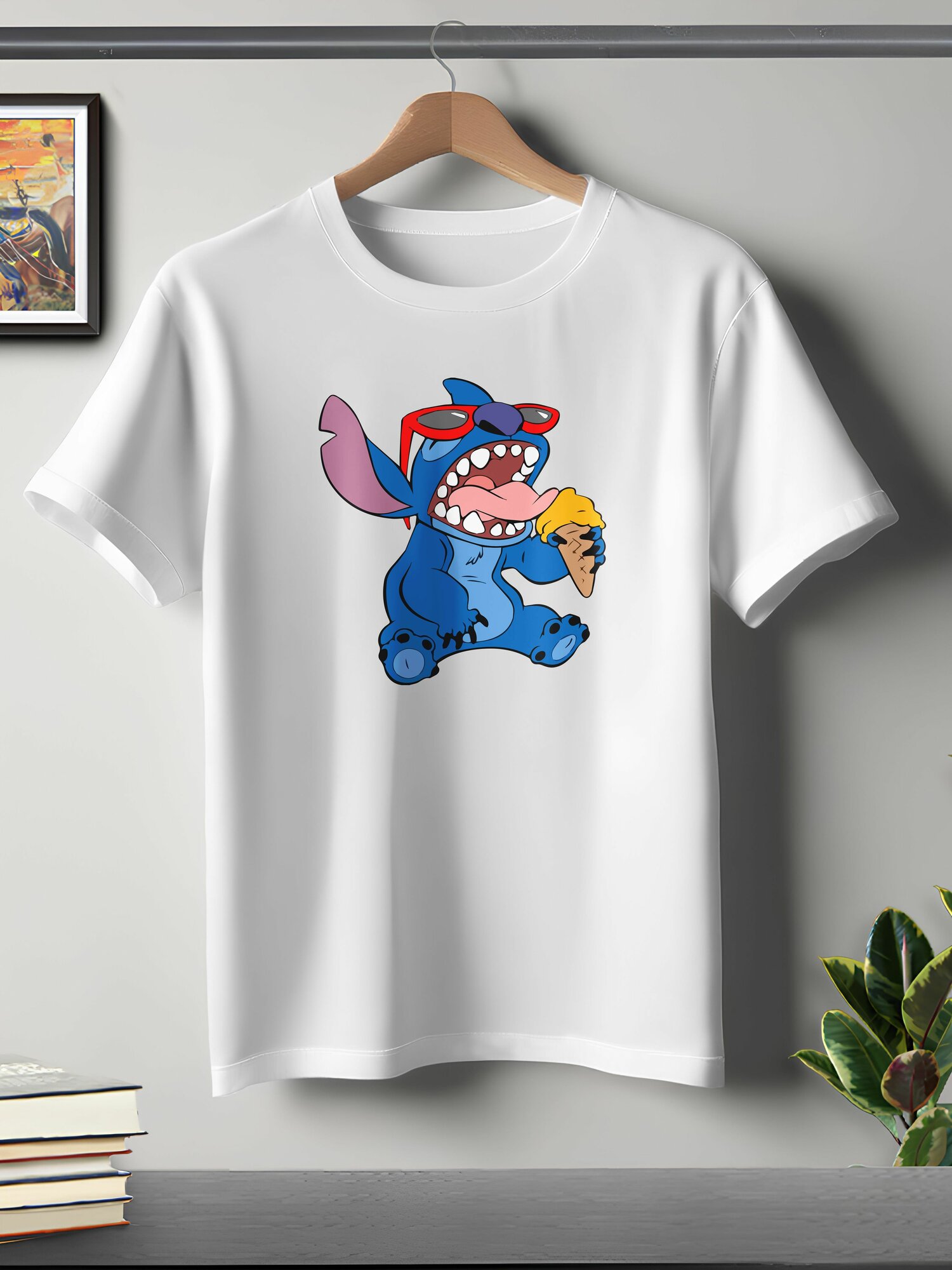 Футболка  Детская ONEQ 122 (7-8) размер с принтом Стич, белая