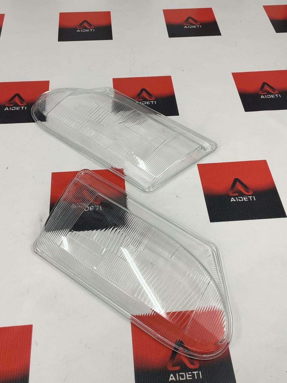 Стекла фар для-2113,2114,2115 передние под БОШ комплект 2 шт