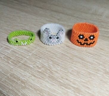 Кольцо плетеное, бисер