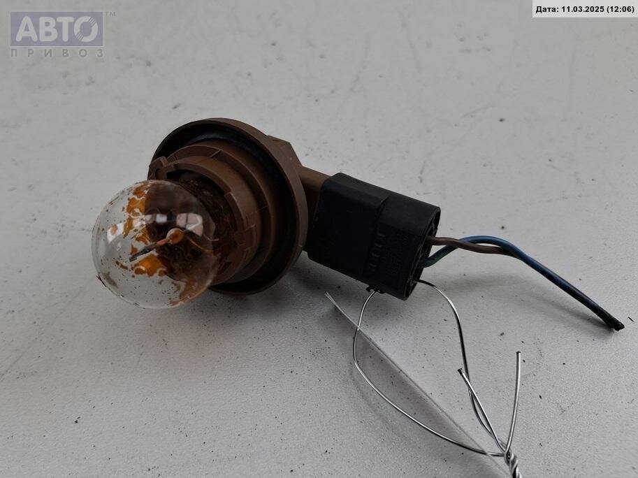 Патрон лампы указателя поворота BMW 3 E46 (1998-2006)