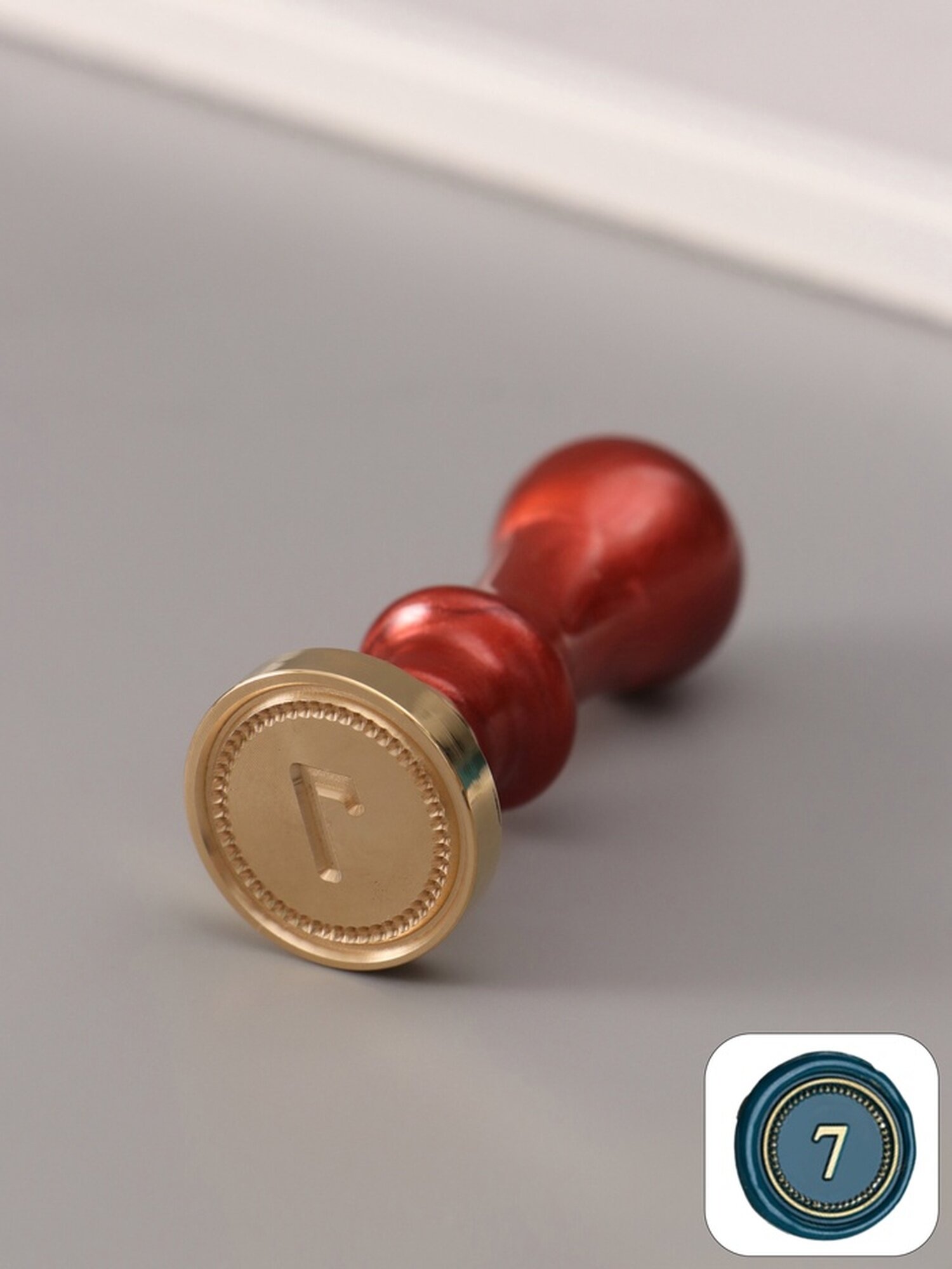 Печать для сургуча с пластиковой ручкой «Классика цифра 7», 2.5×2.5×6.3 см