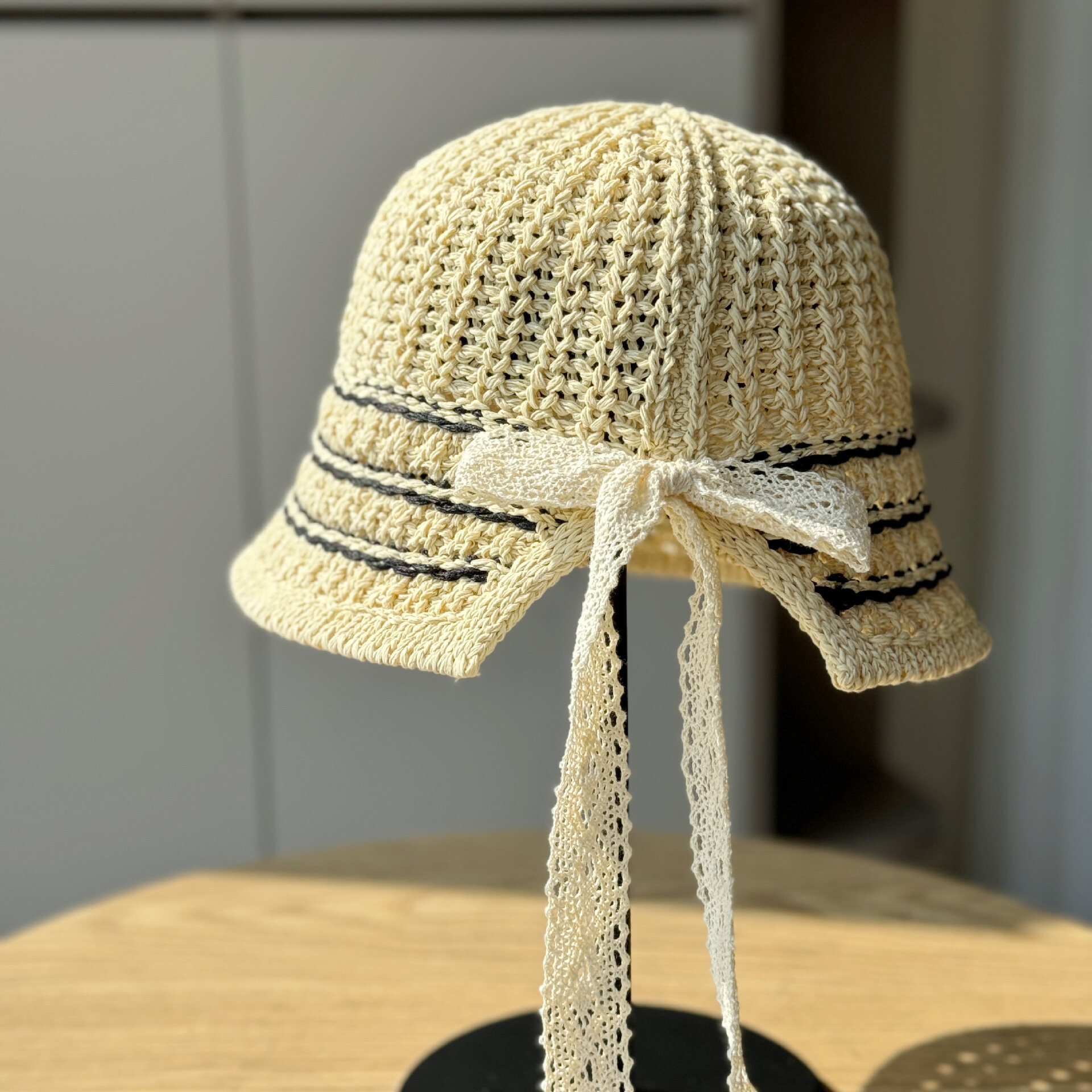 Корейская стильная тонкая плетеная модная рыбацкая шапка для женщин весной и летом, маленькая повседневная универсальная вязаная шапка-тазик, открывающая лицо