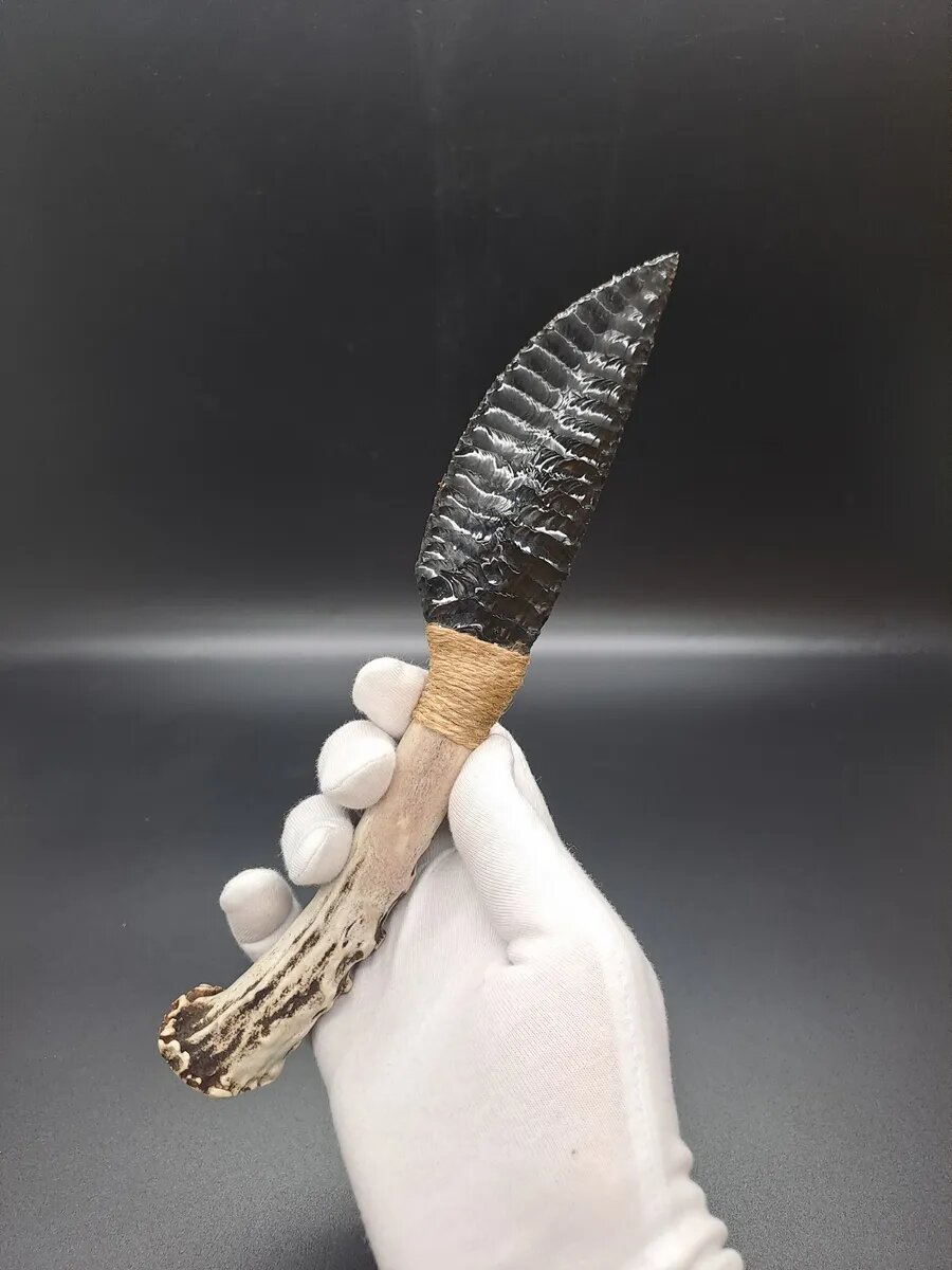 Нож обсидиановый с рукоятью из рога косули 22-24 см