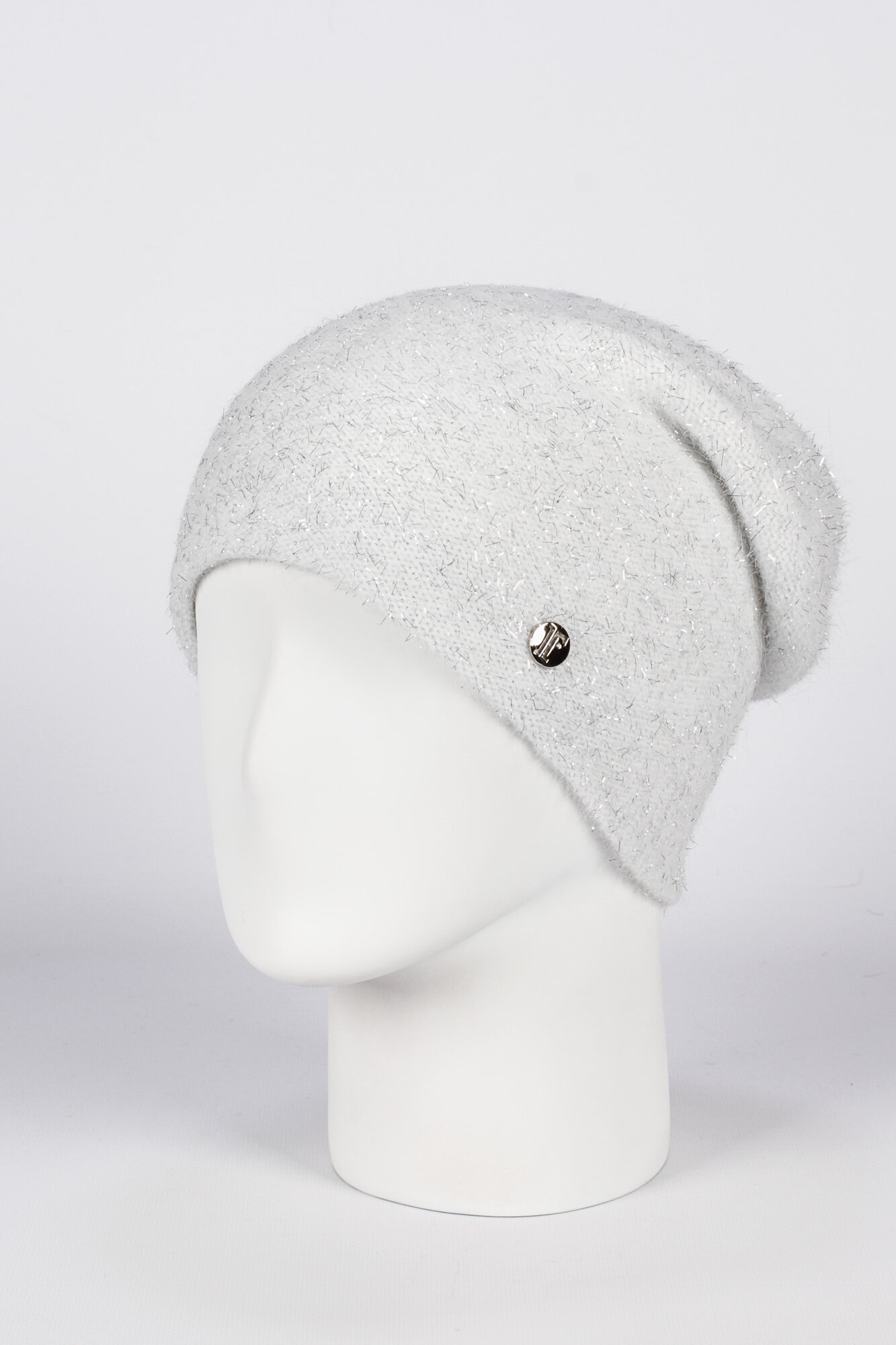 Шапка для женщин